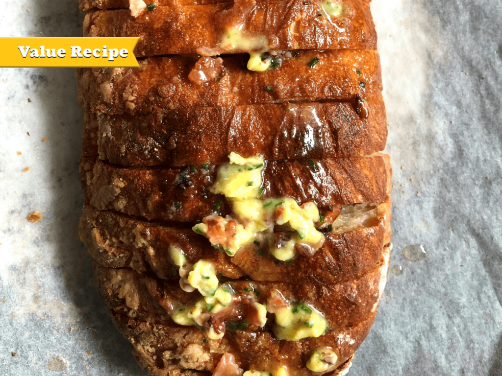 Garlic Bread with Hellers Bacon: Irresistible and Savoury